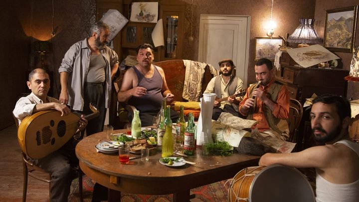 Amerikatsi, cast e trama film - Super Guida TV
